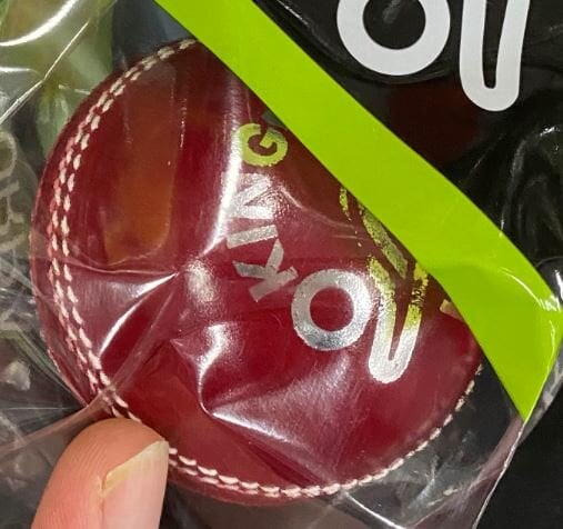 Kooka King 142g 2-piece Leather Cricket Ball - Buy Online - Ph: 1800 ...